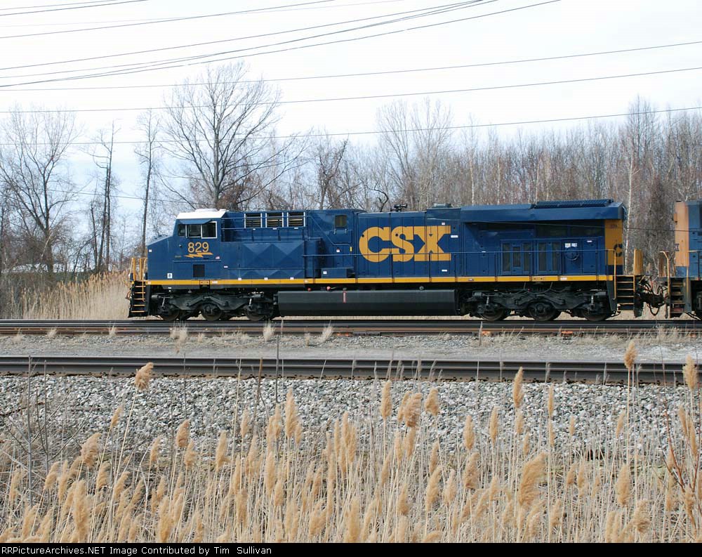 CSX 829